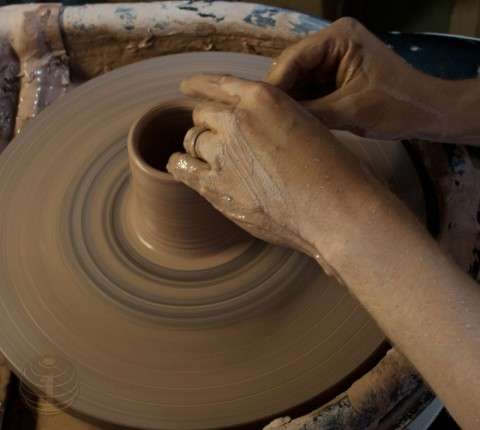 Wedging Clay: What, Why, and How to Wedge Clay 3 Ways - Pottery Making Info
